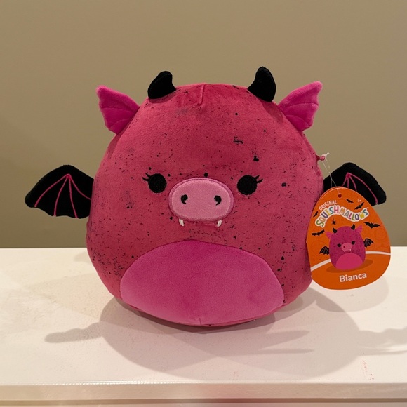 Squishmallows | Toys | Nwt 8 Bianca The Pink Gargoyle Halloween ...